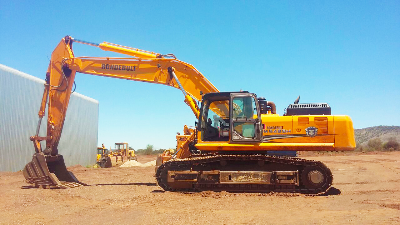 Rondebult 25 Ton Excavator – Nesongozwi Mining Services