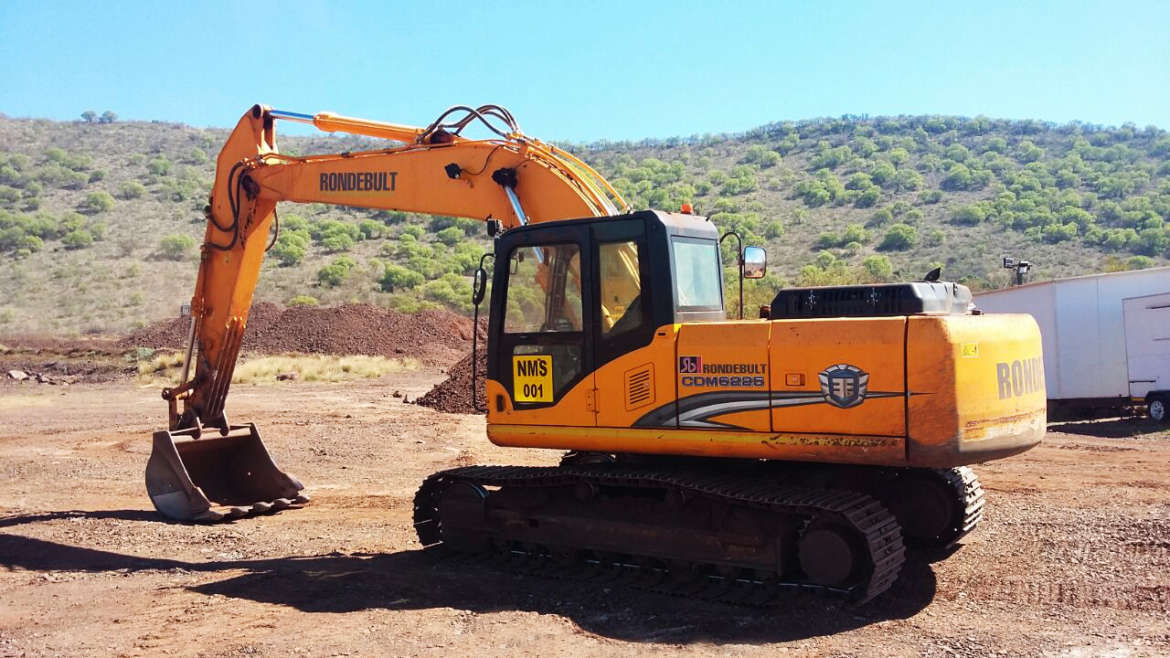 Rondebult 25 Ton Excavator – Nesongozwi Mining Services